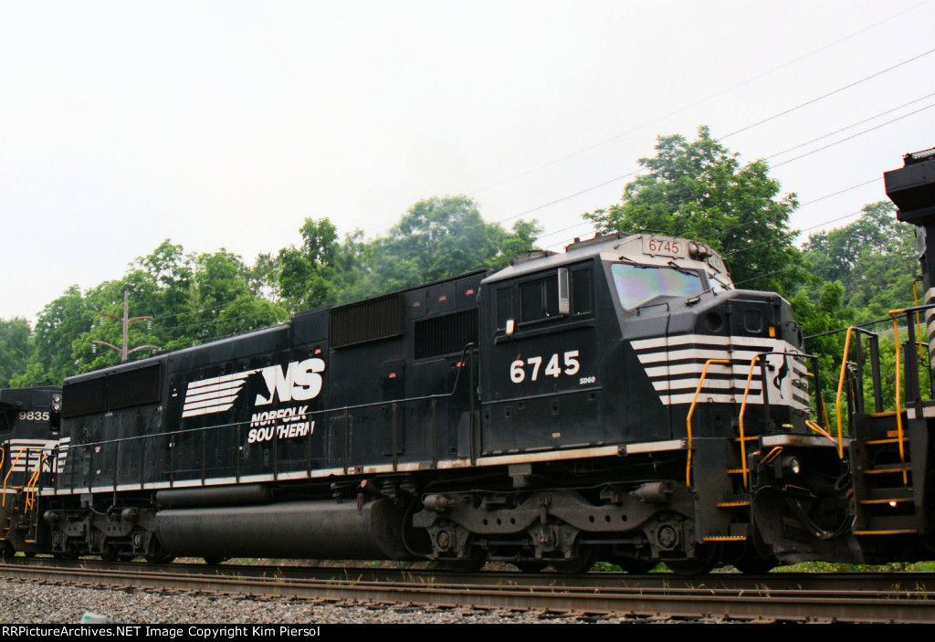 NS 6745